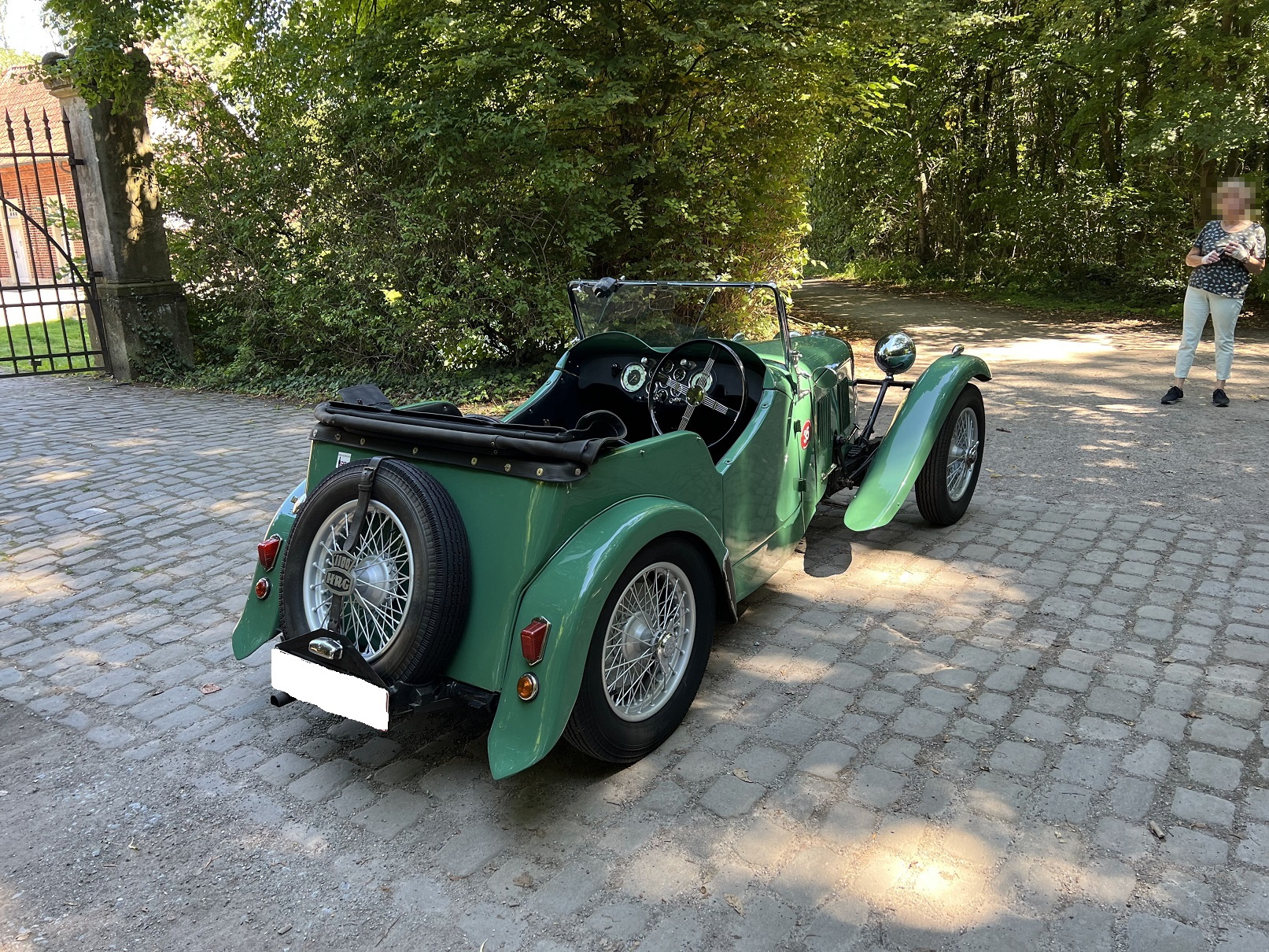 HRG 1100 - Classic Cars Borgschulte